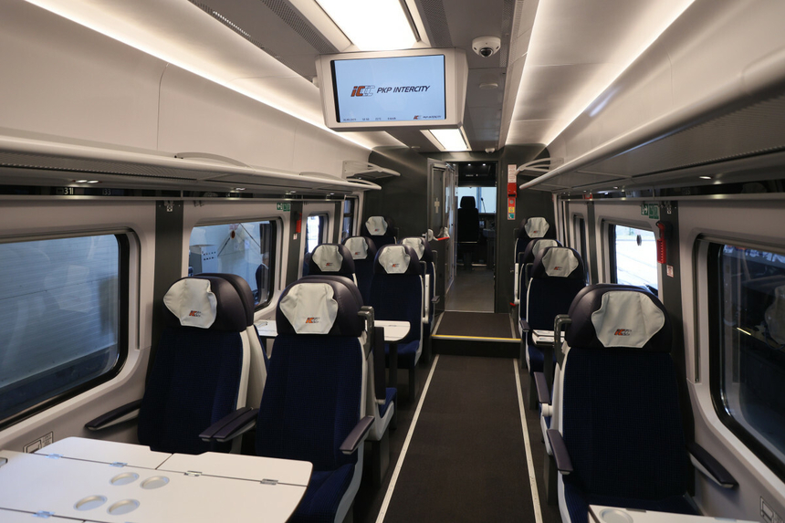 PKP Intercity wprowadza dodatkową opłatę do biletów - Wiadomości Radio ZET