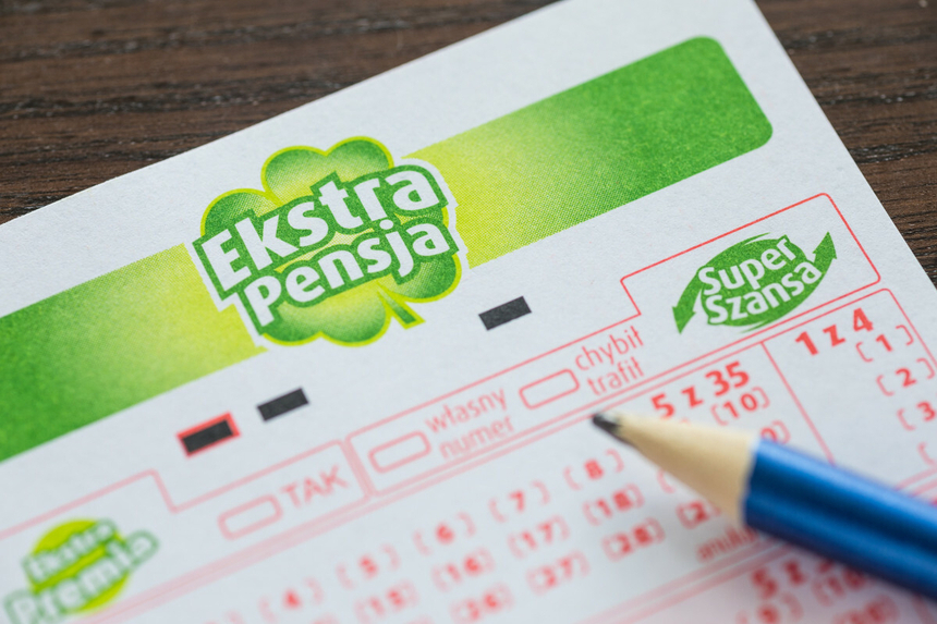 Polak wygrał ekstra pensję. Szczęśliwiec ustawił się na kolejne 20 lat ...