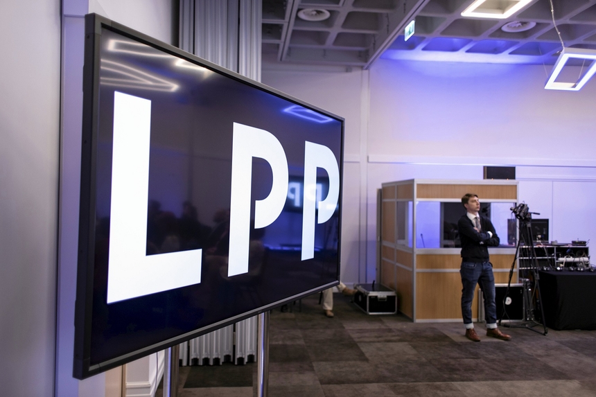 Tajemniczy prezes LPP na nagłej konferencji. Odpierał „rosyjski” atak ...