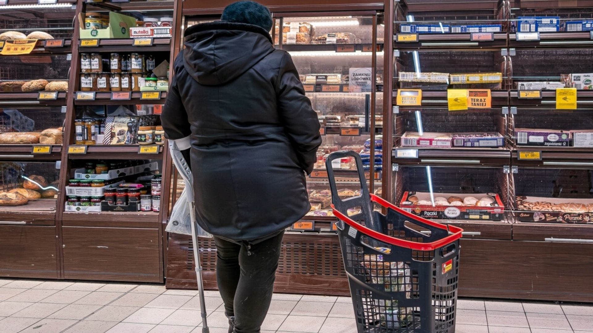 W tych sklepach seniorzy płacą najmniej. Tanie zakupy dla emerytów ...