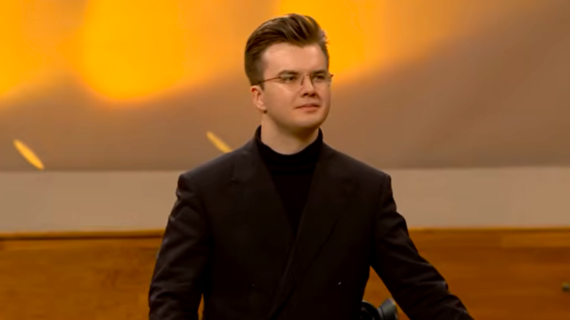 Piotr Alexewicz: informacje. Kim jest jedyny Polak w finale Konkursu ...