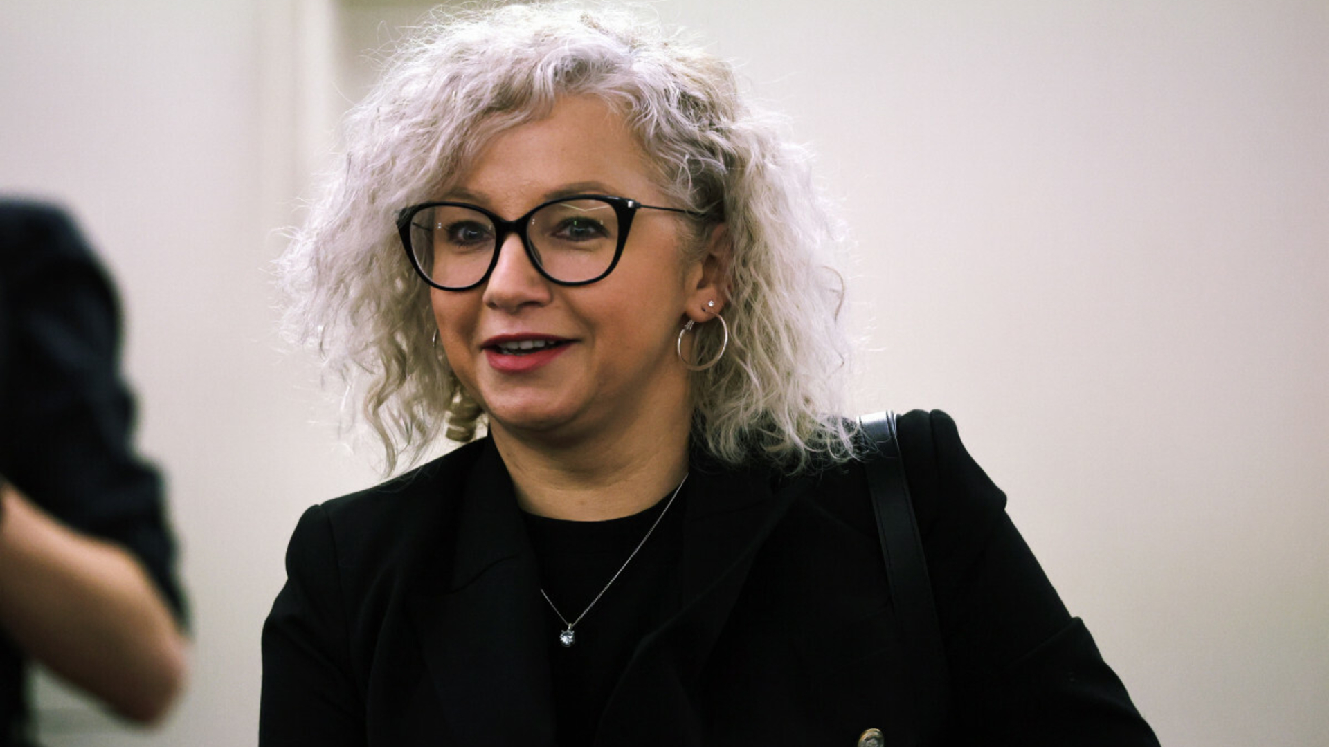 "Ministra Kotula deklarowała, że ma magistra". Prawda okazała się inna ...