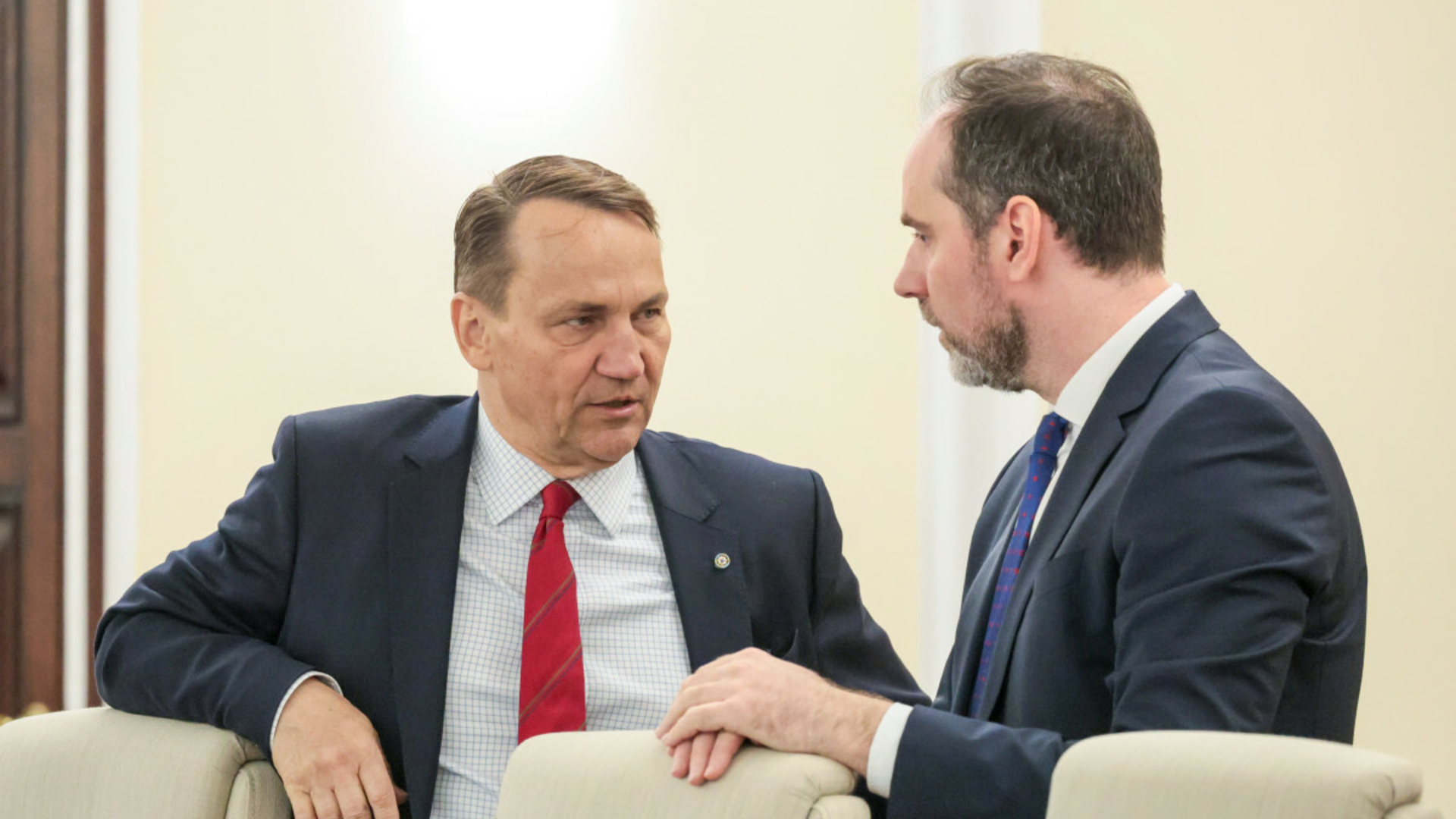 Będzie nowy wiceminister w rządzie. Sikorski właśnie to ogłosił ...