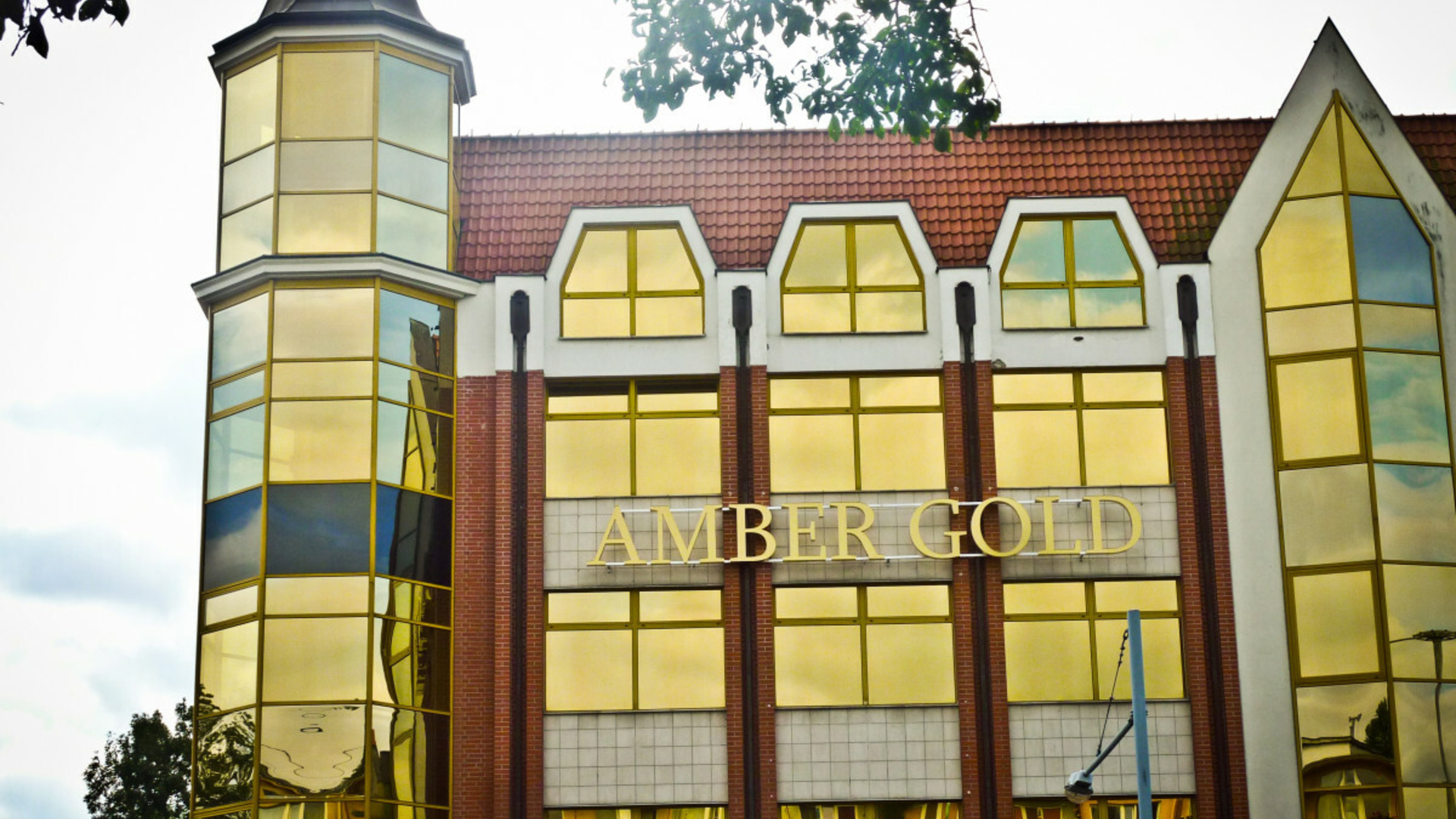 Amber Gold: co to za afera? Wyrok, odszkodowania, caryca - Wiadomości ...