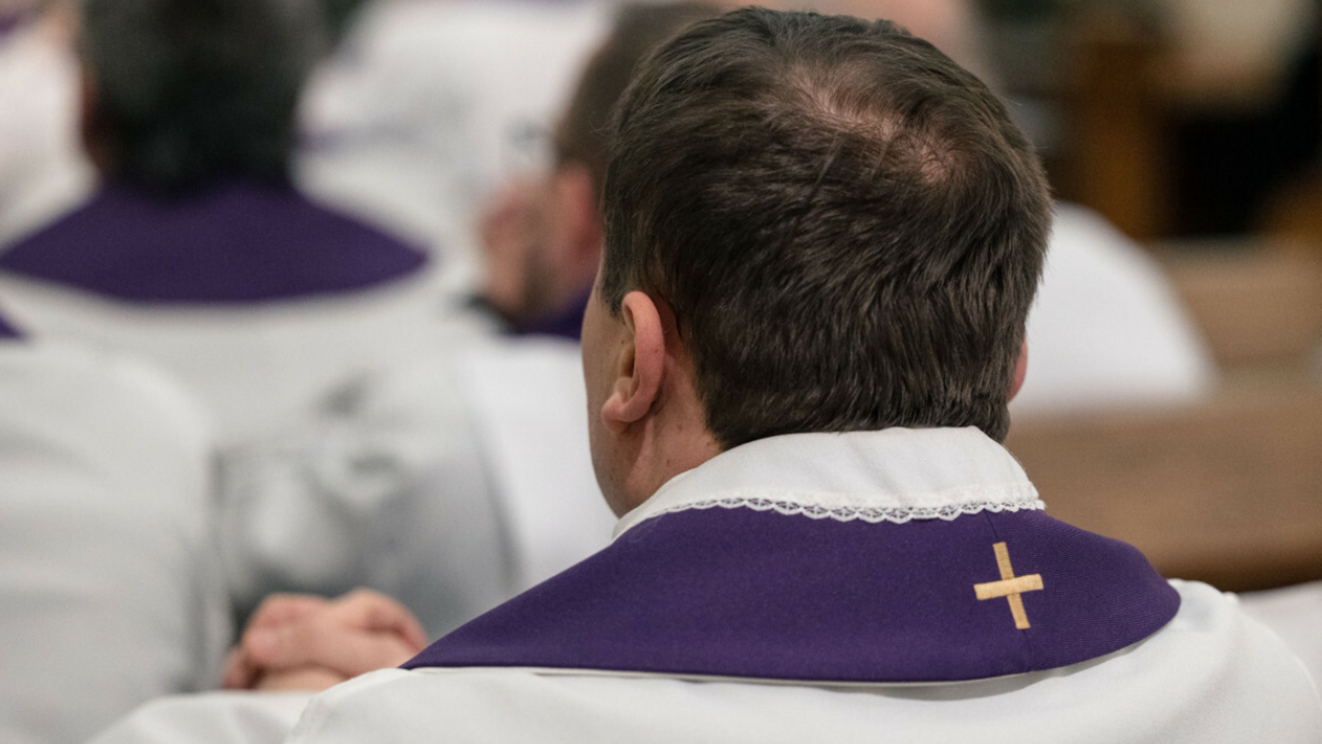 Celibat księży do zmiany? „Obyczajowo-moralna hipokryzja” - Wiadomości ...