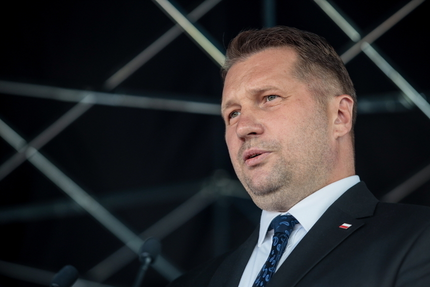 Czarnek ma nową propozycję dla szkół. Skorzystać ma 5 mln uczniów ...