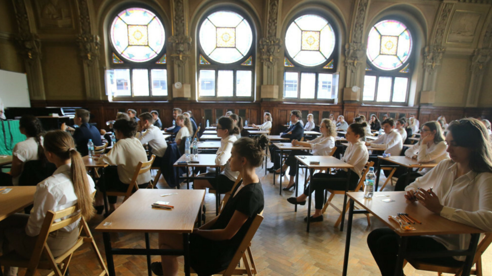 Matura z angielskiego 2025. Pewniaki, co będzie, co powtórzyć ...