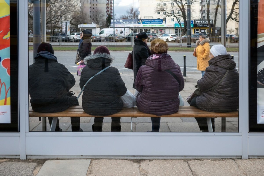 Mediana wieku w Polsce rośnie. Niepokojące dane Eurostatu - Wiadomości ...