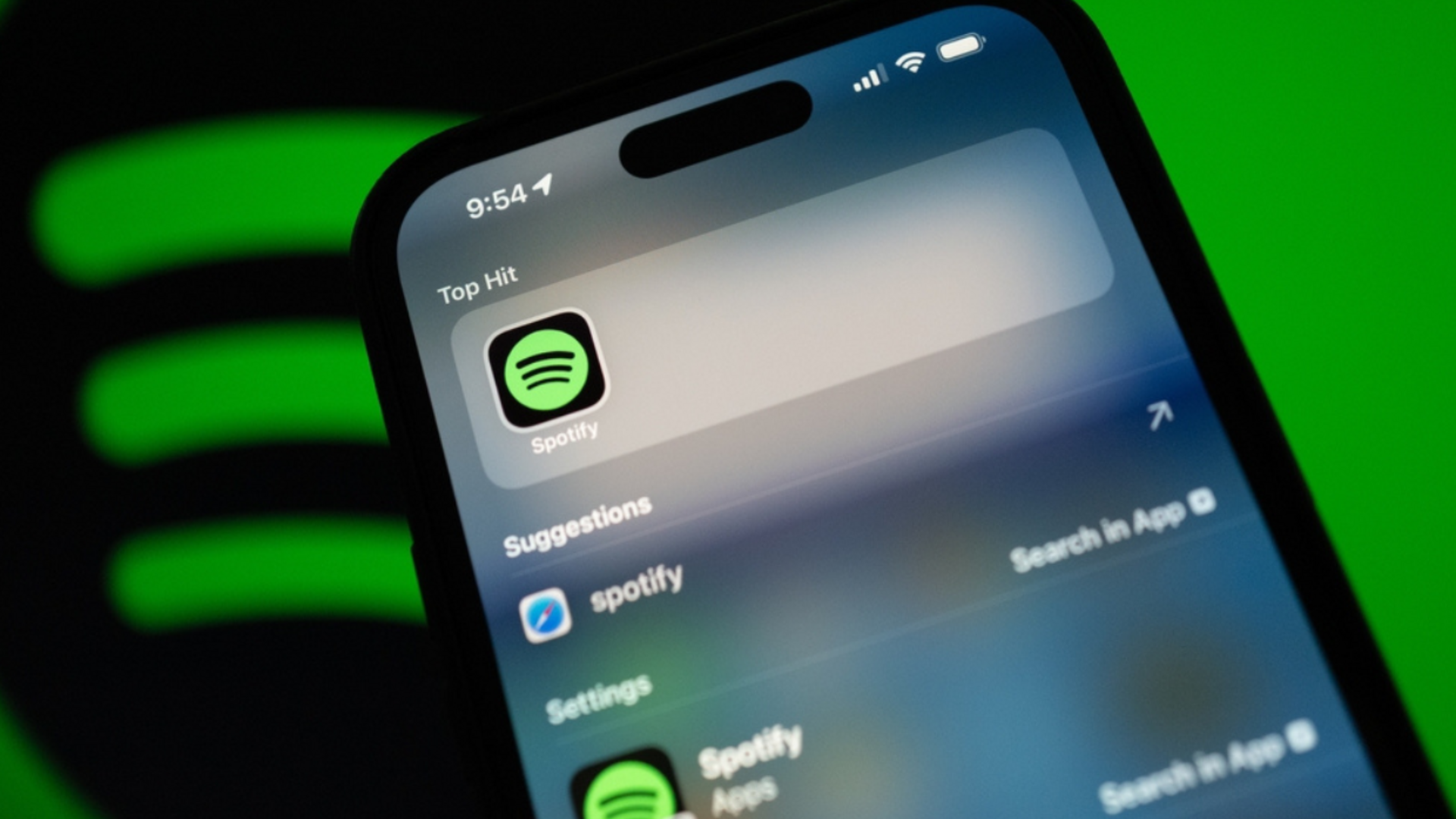 Oszuści podszywają się pod Spotify. Polacy muszą uważać - Wiadomości Radio ZET