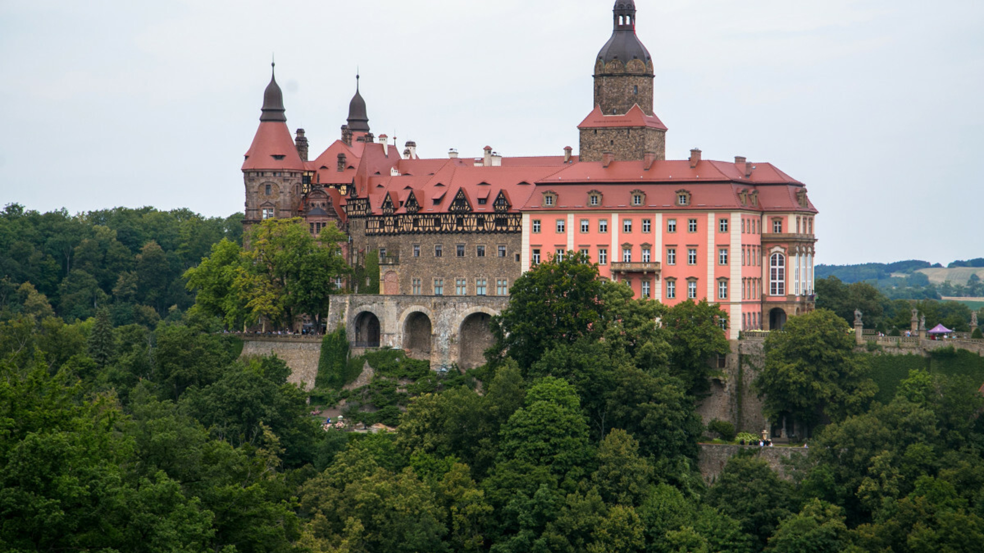 To trzeci co do wielkości zamek w Polsce. Miał stać się twierdzą ...