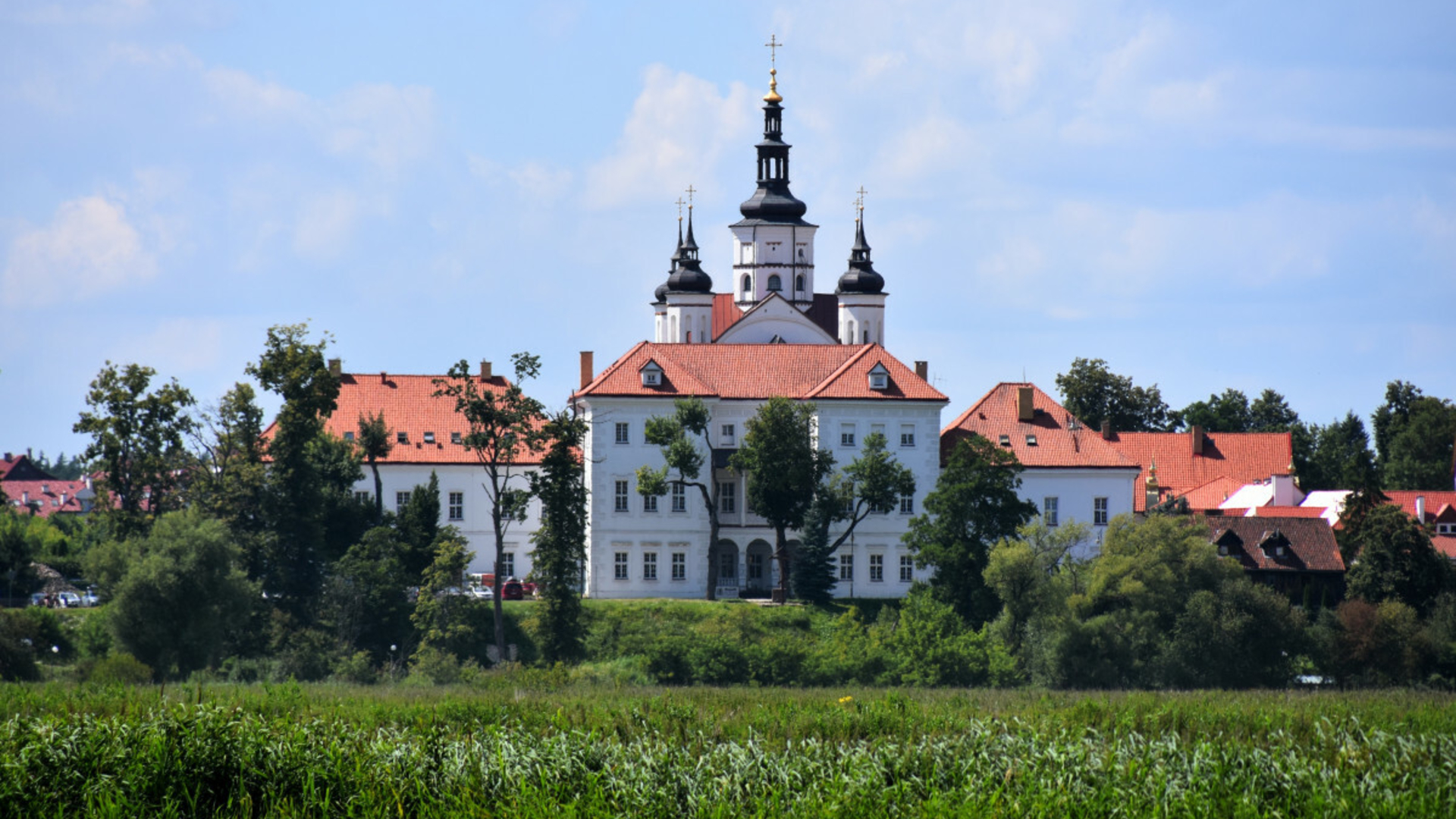 To uzdrowisko w woj. podlaskim to oaza ciszy i spokoju. Może zostać ...