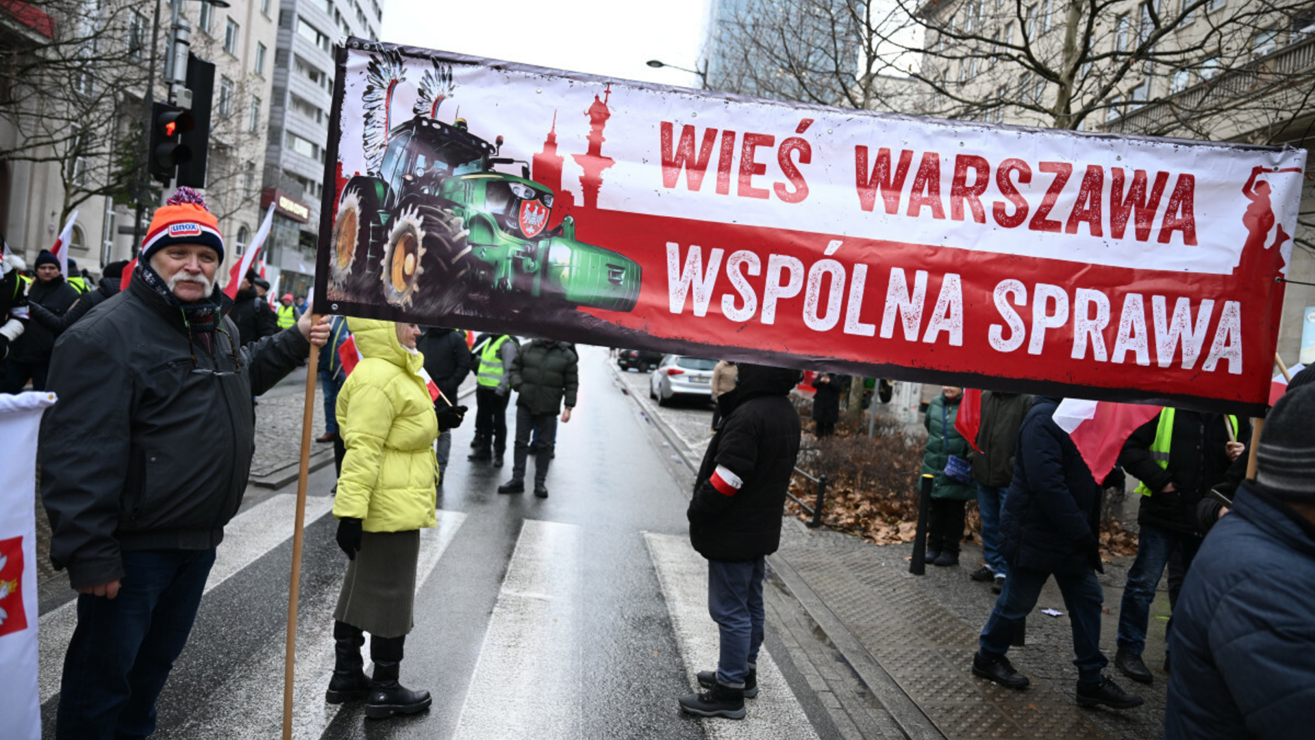 Rolnicy zapowiadają strajk generalny w Warszawie. Wiemy, kiedy przyjadą ...