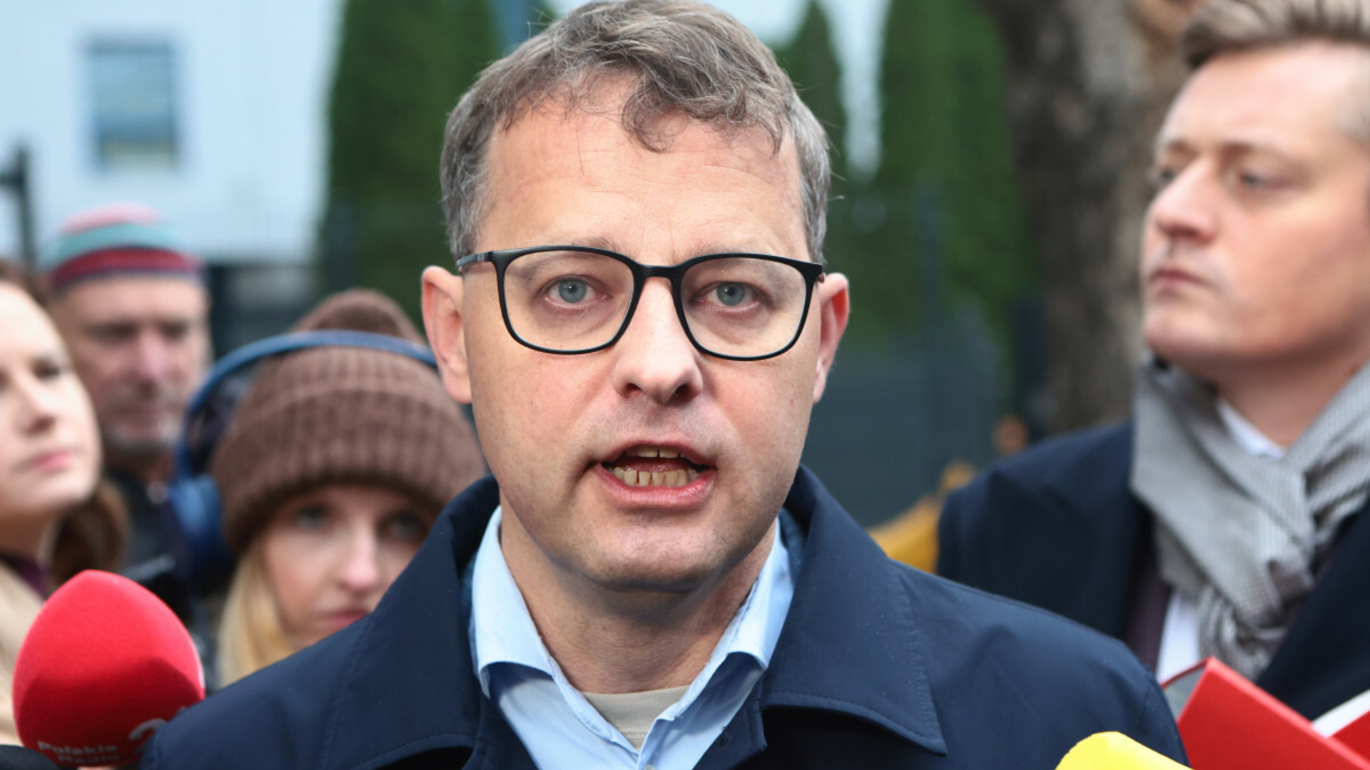 Wrze ws. azylu dla Romanowskiego. Wiceszef MSWiA zapowiada pierwsze ...