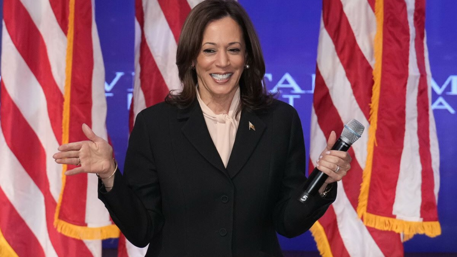 Kamala Harris: wiek, partia, poglądy, pochodzenie, mąż. Kim jest ...