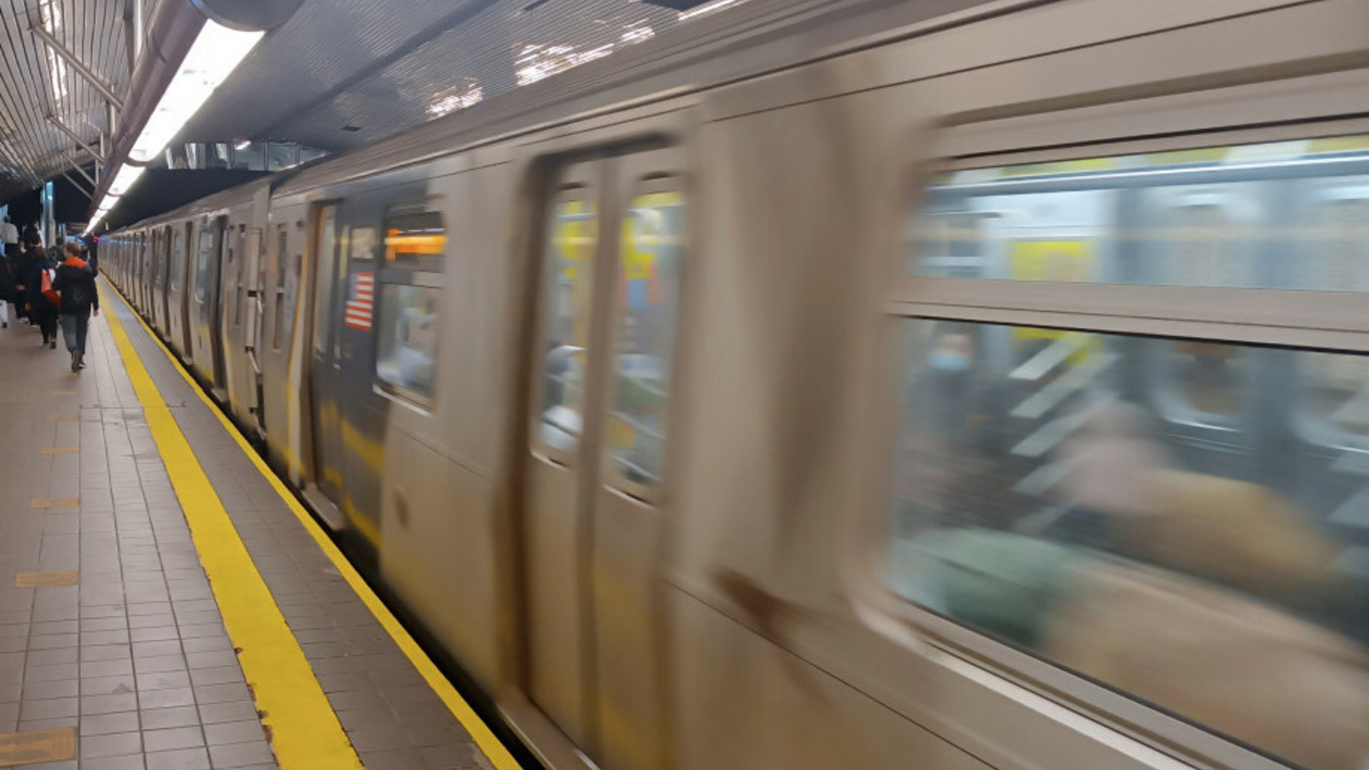 Nowy Jork. Nie żyją dwie nastolatki. Uprawiały "metro surfing". "To ...