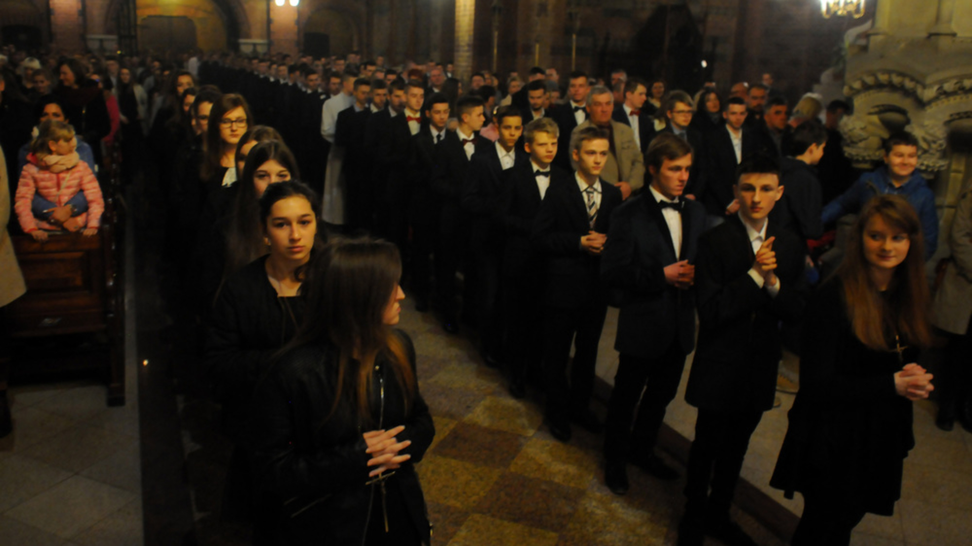 Episkopat Kościoła Katolickiego opracował nowe zasady bierzmowania ...