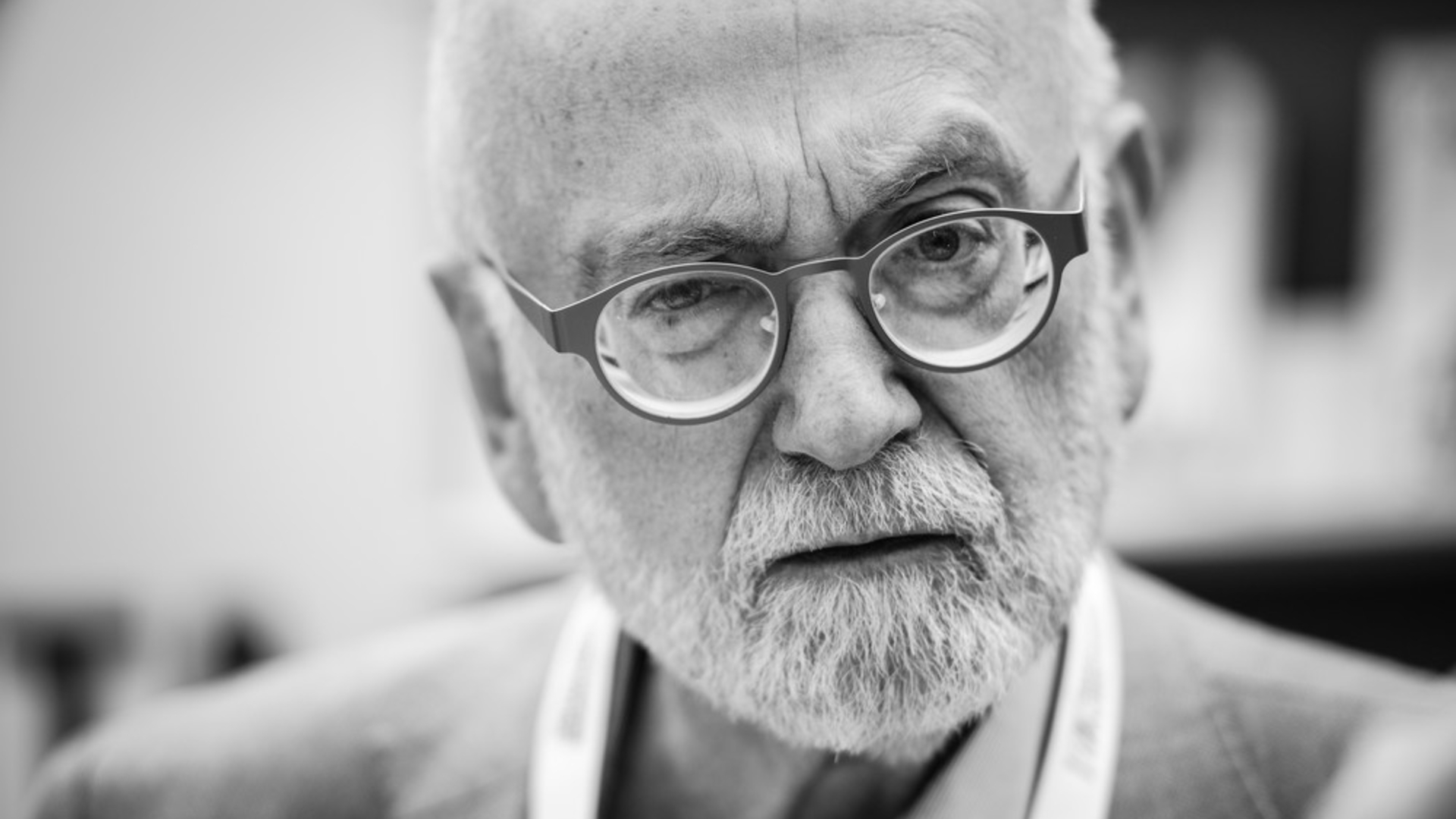 Niemcy. Dziennikarz Jürgen Roth nie żyje. Promował tezę o zamachu w ...
