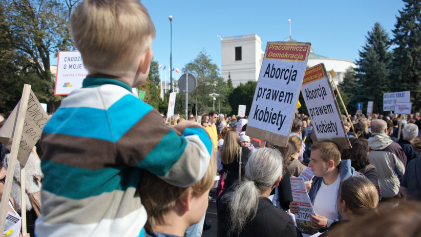 Aborcja bez ograniczeń do 12. tygodnia ciąży. Sondaż dla Radia ZET ...