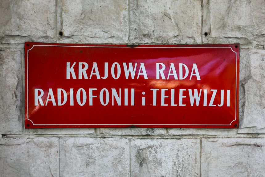 KRRiT nakłada karę na TOK FM. Publikujemy oświadczenie zarządu radia ...