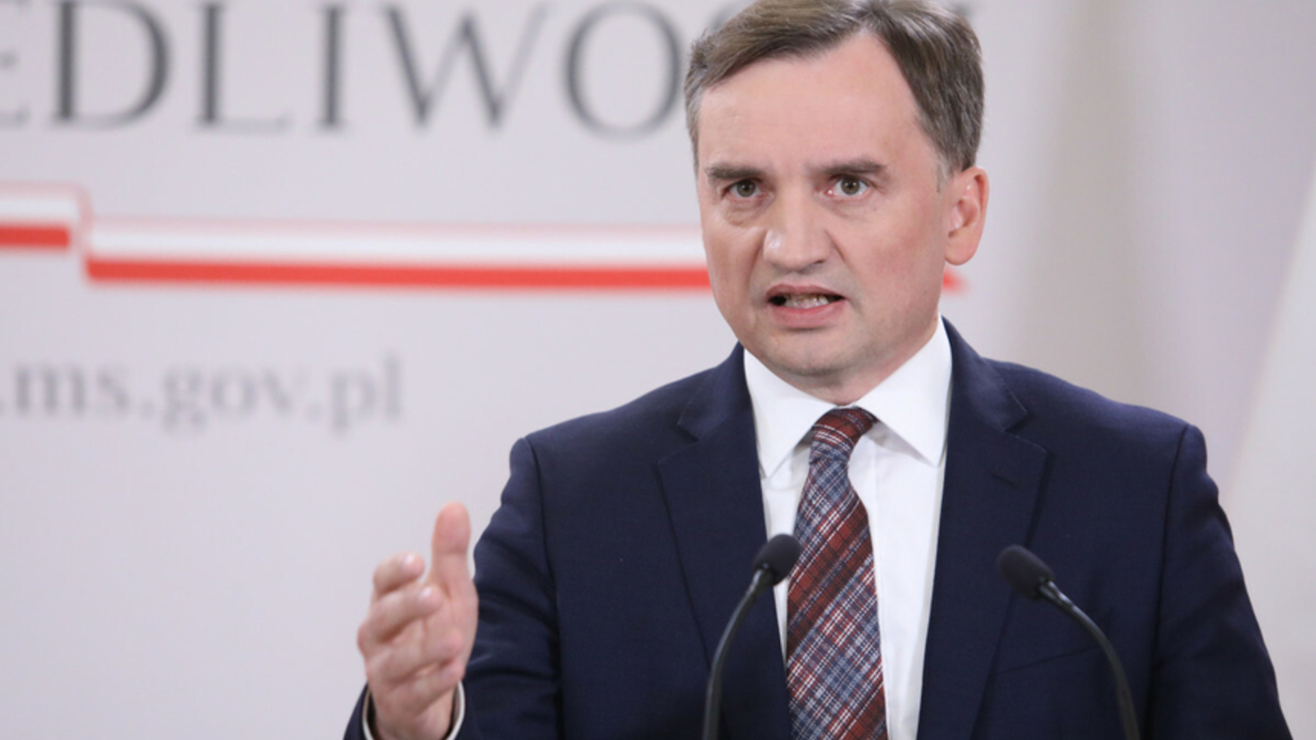 Trzy lata za mem z papieżem? Ziobro chce zmienić Kodeks karny "w obronie chrześcijan ...