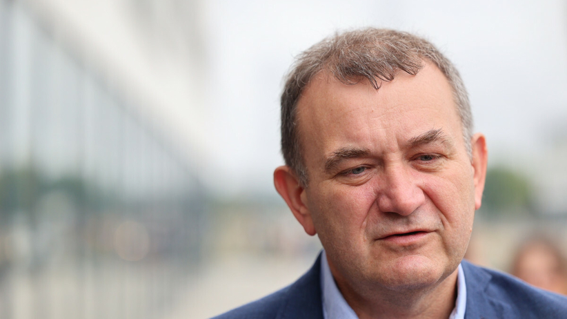 Senator Gawłowski do prokuratury: Oddajcie moją porcelanę | Wiadomości ...